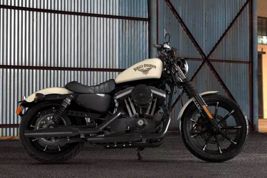 Harley Davidson Iron 883 2021 Images - Check out design & styling | Oto
