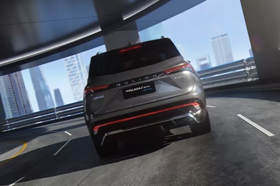 View - Wuling New Almaz RS, Tampil Makin Gagah! | GIIAS 2023 | Oto