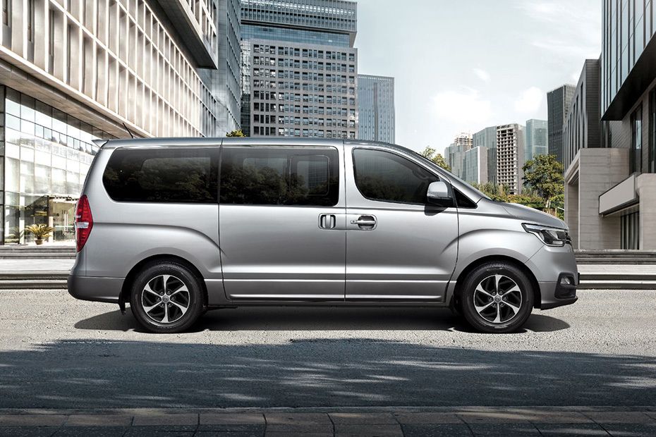 Hyundai H1 2021 Images - Check Interior & Exterior Photos | Oto