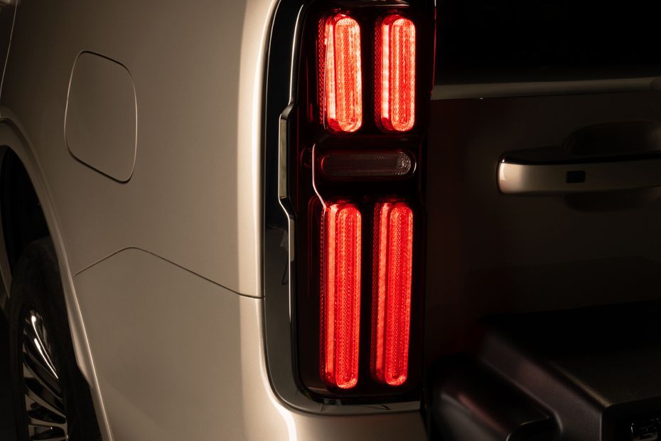 GWM Tank 500 Images - Check Interior & Exterior Photos | OtO