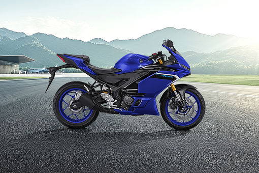 Yamaha R25 Blue