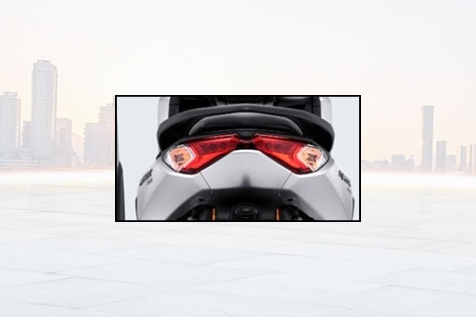 Yamaha Nmax Connected 2021 Harga OTR, Promo Maret, Spesifikasi & Review