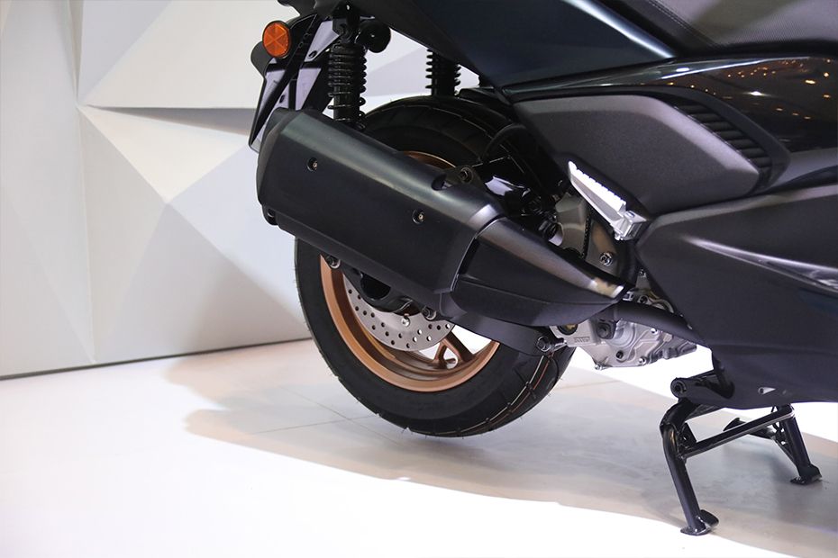 Yamaha Xmax Connected 2024 Images - Check out design & styling | OTO
