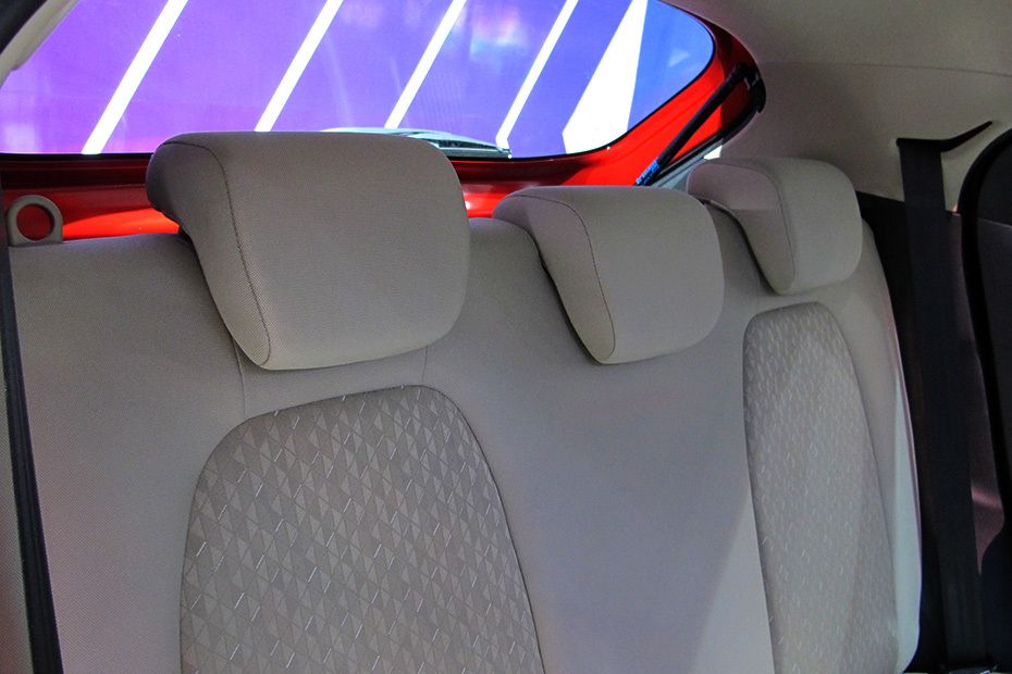 Honda Brio 2020 Images - Check Interior & Exterior Photos | Oto