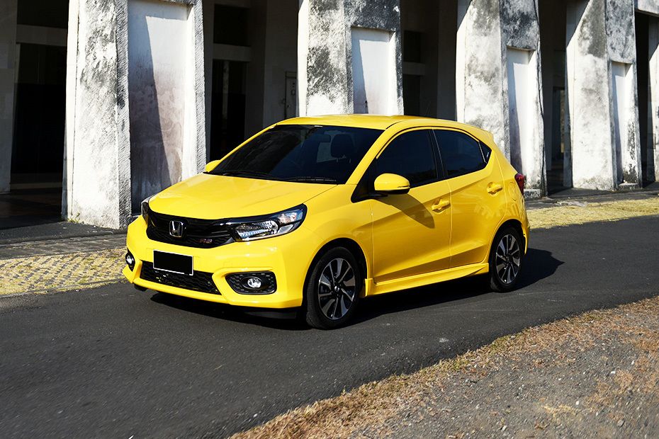 Honda Brio 2020 Images - Check Interior & Exterior Photos | Oto