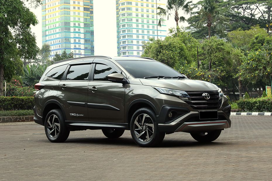 Gambar Toyota Rush 2021 - Lihat Foto Interior & Eksterior | Oto