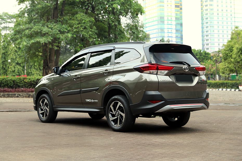 Gambar Toyota Rush 2021 - Lihat Foto Interior & Eksterior | Oto