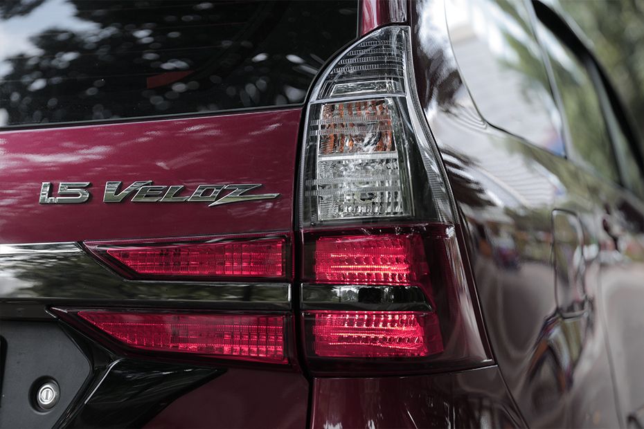 Toyota Avanza Veloz 2020 Images - Check Interior & Exterior Photos | Oto