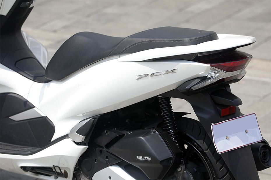 Gambar Honda PCX 2020 - Lihat desain | OTO