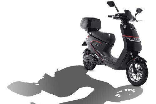 Check Out Selis Neo Scootic 2023 Colors | Oto