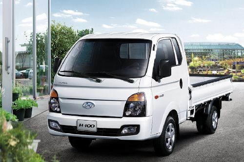 Hyundai H100 Van Minibus Price, Review and Specs for March 2022