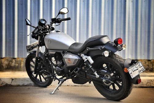 Gambar Benelli Motobi 200 Evo 2021 - Lihat desain | OTO