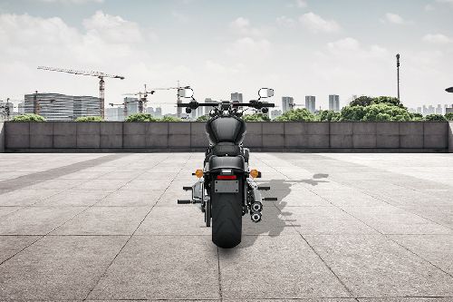 Harley Davidson Breakout 2022 Price, Promo July, Spec & Reviews