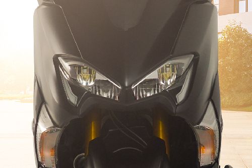 Yamaha TMAX DX 2022 Harga OTR, Promo Juli, Spesifikasi & Review