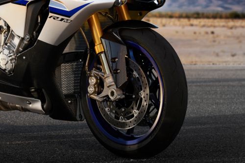 Harga OTR Yamaha R1M Standard Spesifikasi & Review Bulan September 2022