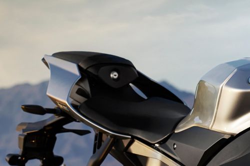 Harga OTR Yamaha R1M Standard Spesifikasi & Review Bulan September 2022