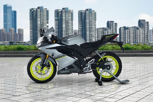 Yamaha R15 V4 dan R15M Diduga Hadir di Tanah Air Tahun Ini, Apa Kata ...