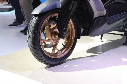 First Ride Yamaha Xmax Connected: Makin Enak Buat Touring!