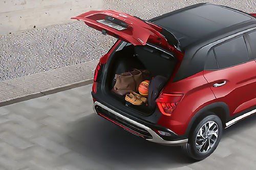 CHERY 5 2025 Images - Check Interior & Exterior Photos | OtO